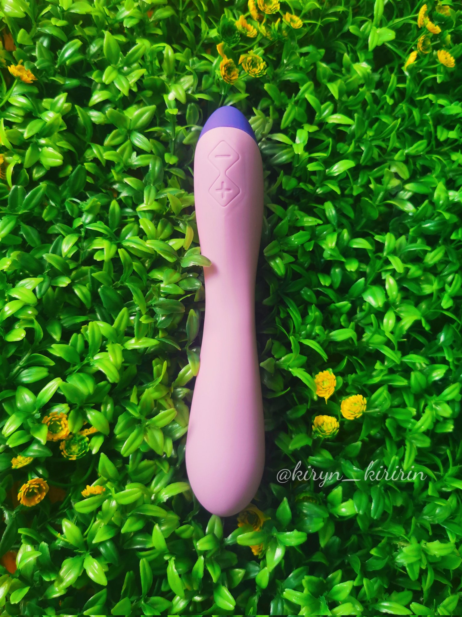 Kiryn on Twitter: "[#รีวิวSexToy] G curve :ไวเบรเตอร์แบบสอดใส่สำหรับกระตุ้นจุดจีสปอต สวัสดีค่า ...