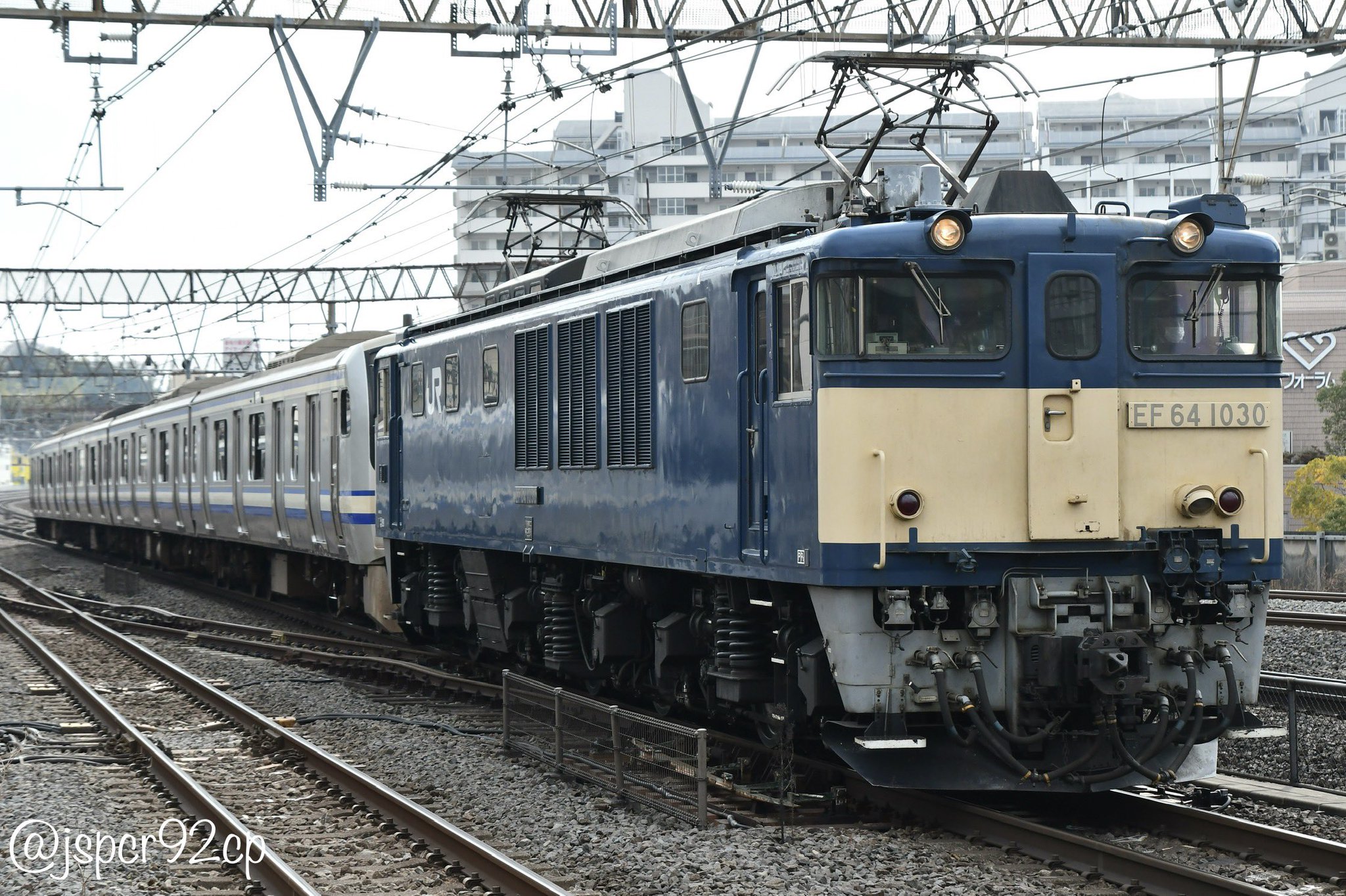 長門鉄 on Twitter: "2023年 2/8 JR横須賀線 配9744レ NN廃車配給 EF64 1030+E217系4両 Y-143編成 @戸塚駅 https://t.co ...