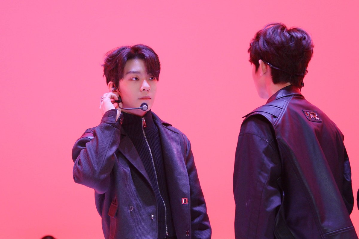 NIHAO Stage on Twitter: "BOSS们，清新可爱的BOY STORY《约定》LIVE舞台完整版已经上线了 我们也准备了一些花絮图给大家先解解馋，希望BOSS们看的开心 ...