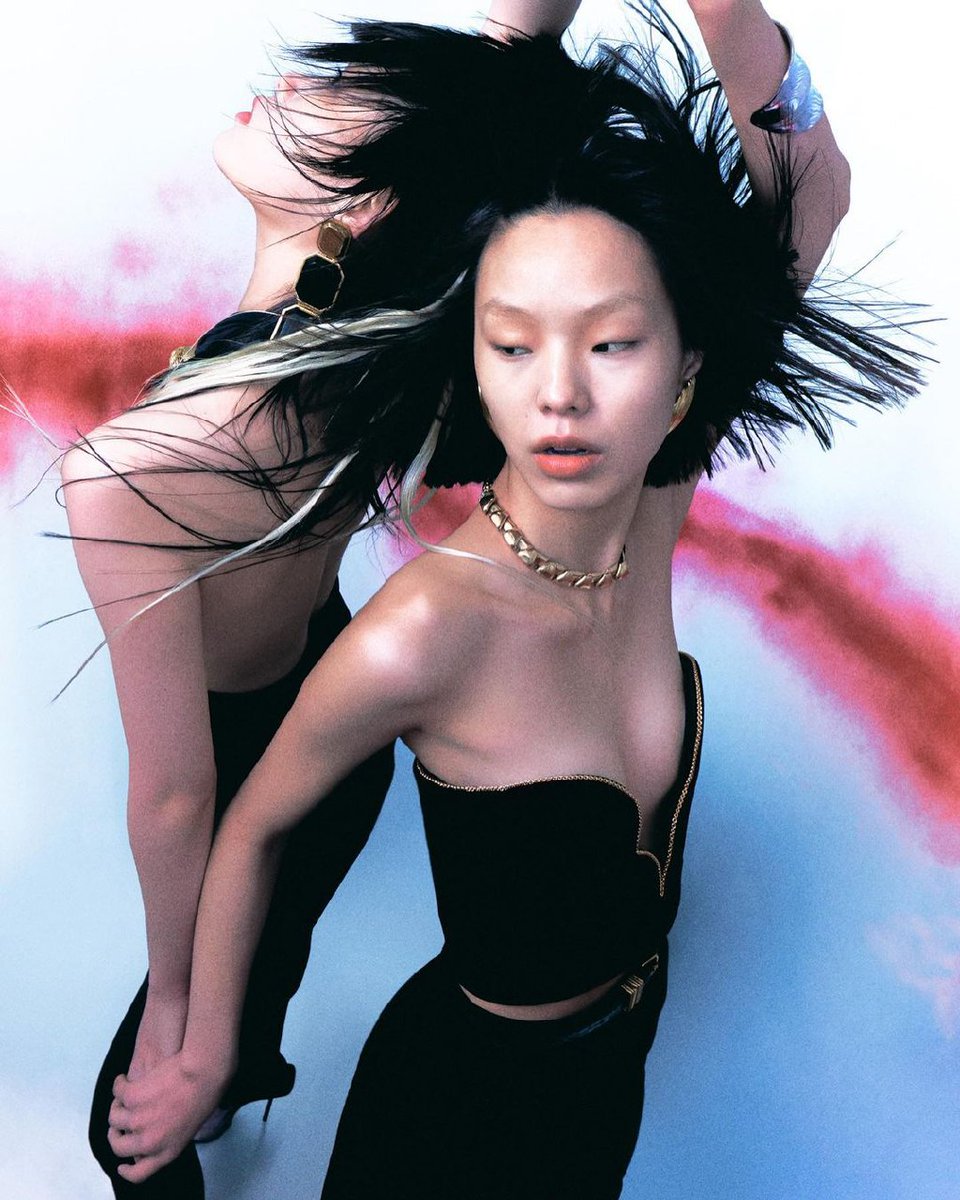 bebsawyer on Twitter: "RT @venusianruby: wallpaper magazine china february 2022 photographed by ...