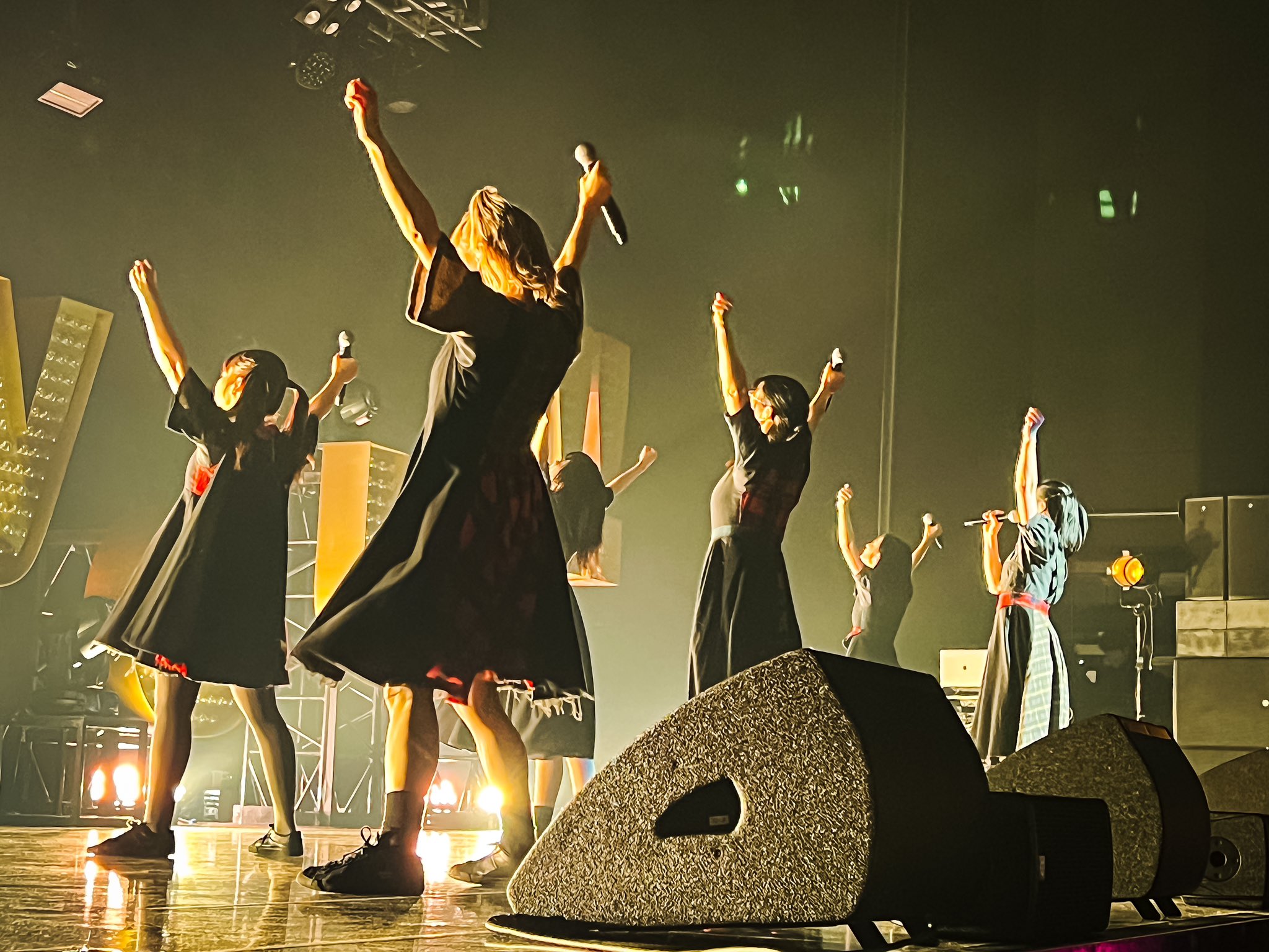 八曜巴 on Twitter: "BiSH@ZEPP羽田 We will WACK you TOUR!! セトリ 1 GiANT KiLLERS 2 BiSH～星が瞬く夜に～ 3 YOUTH ...