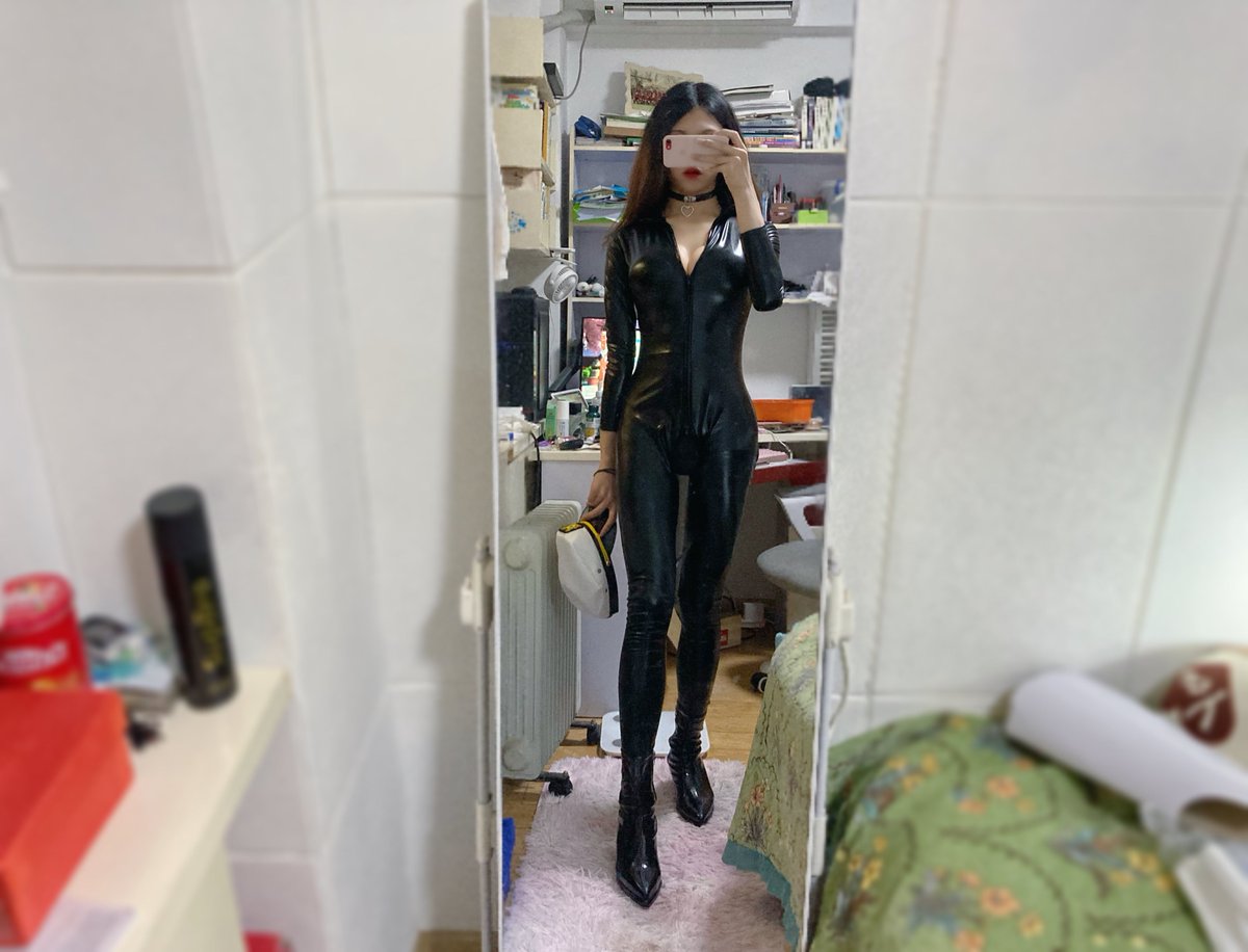 是落落酱 On Twitter 伪娘御姐搜查官 给我跪下,罪犯! Cds Highheel Ts 伪娘s 御姐 女性崇拜 狗