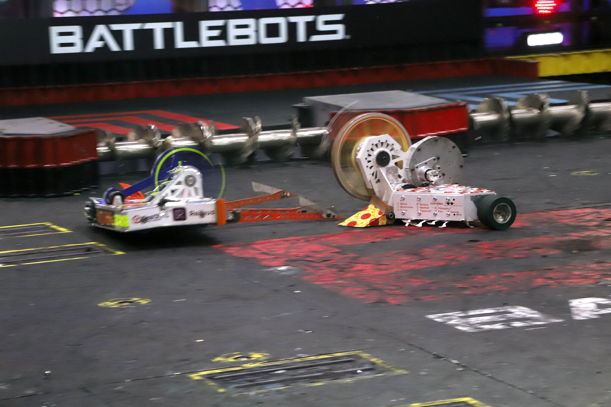 Bots FC on Twitter: "This Thursday night, End Game takes on RIPperoni on #BattleBots! In 2020 ...