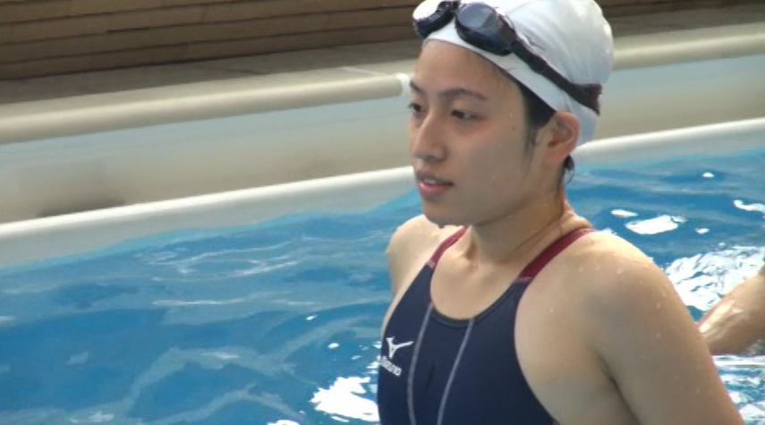 Swimcap Latex On Twitter 現役女子大生の競泳選手がavに出演。本人が希望しての出演ならフェチ男性にとっては嬉しい