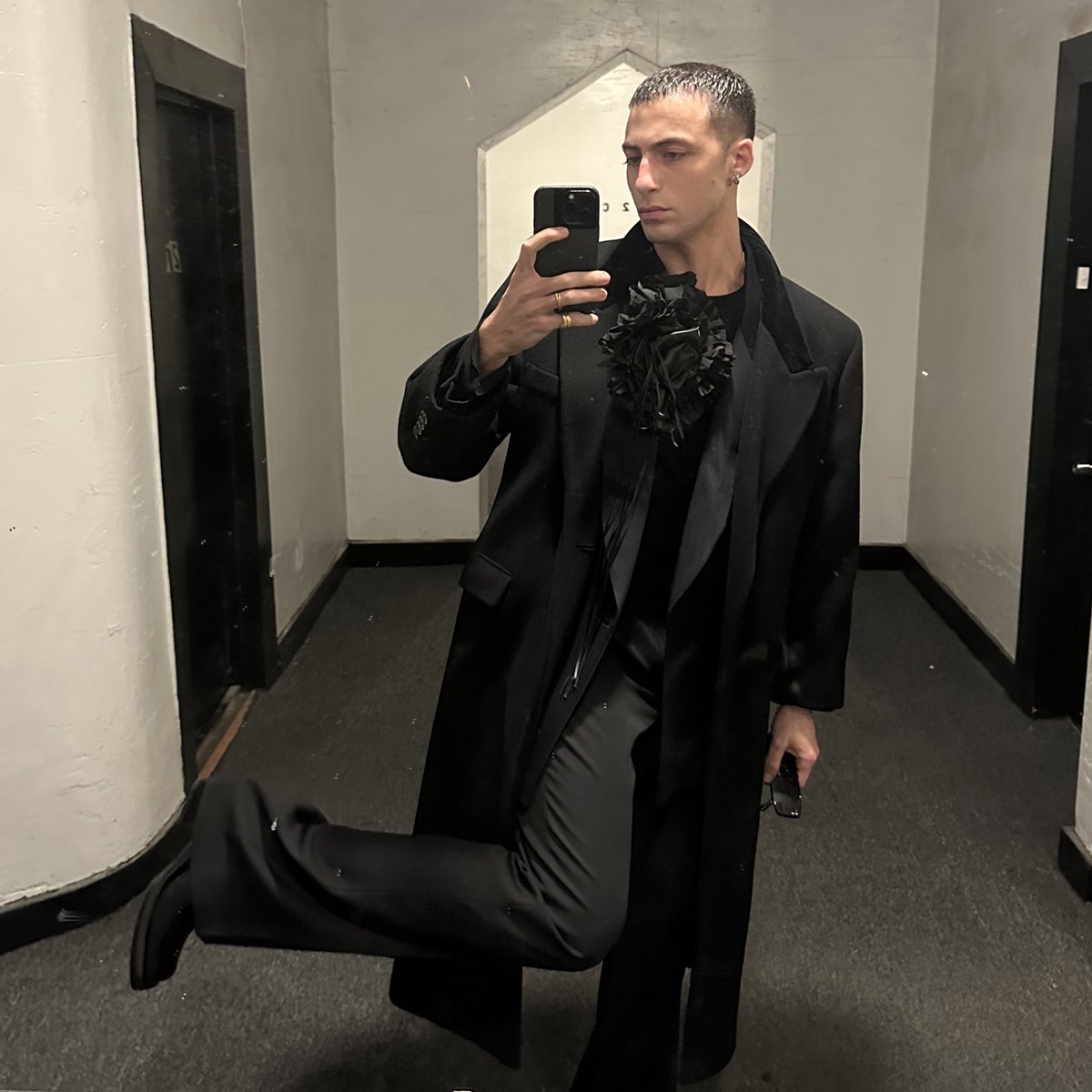 ALEXANDER ROTH on Twitter: "Get dressed!"