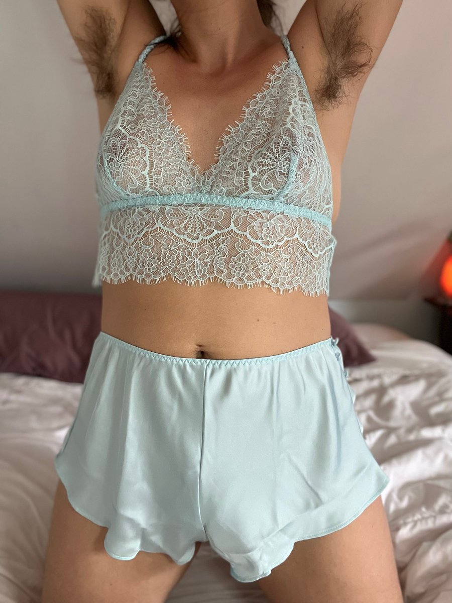 MorningGlory MILF On Twitter Up Or Down morningglory-milf-on-twitter-up-or-down