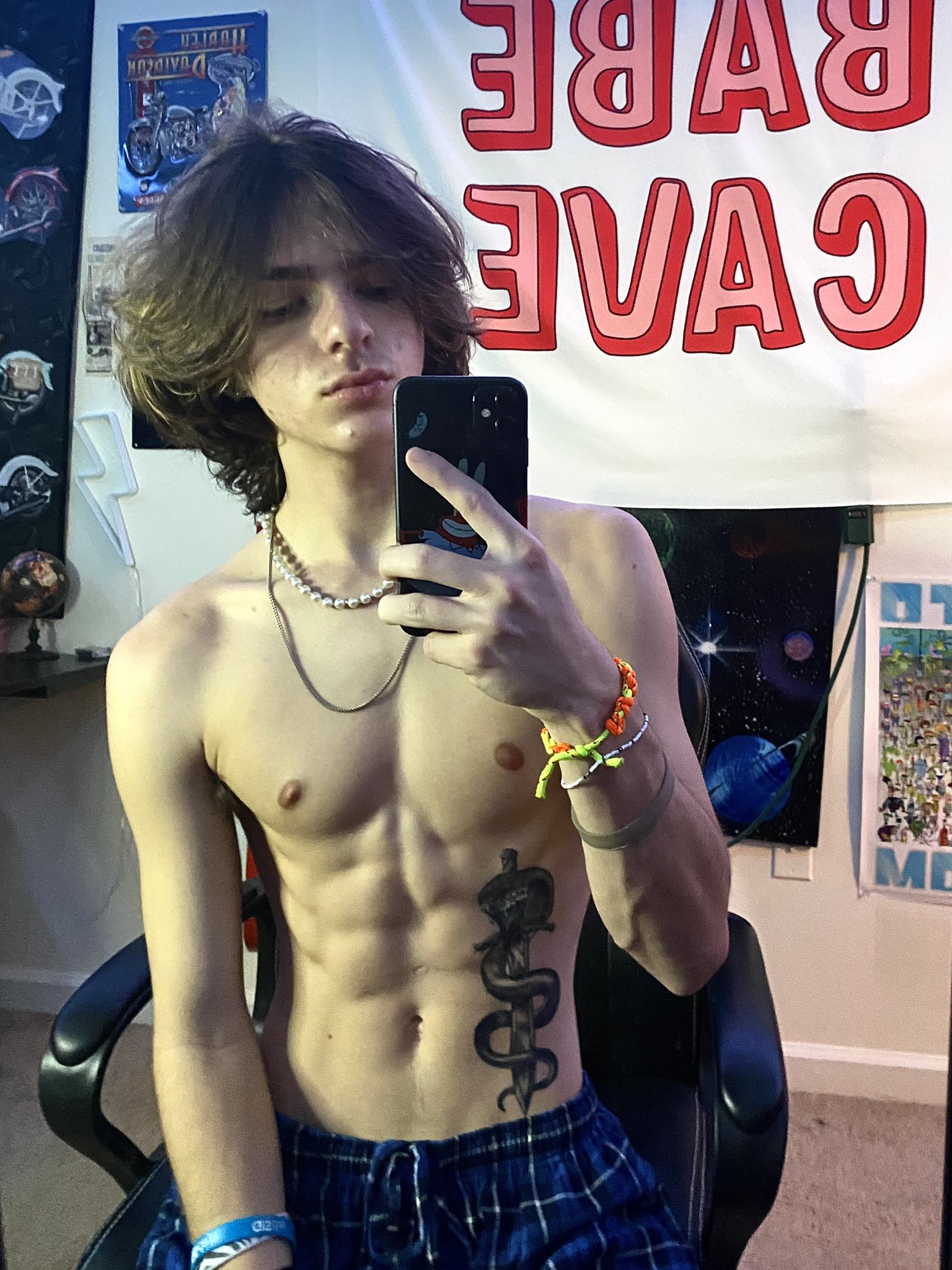 Bonez On Twitter Would U Spend A Night With Me