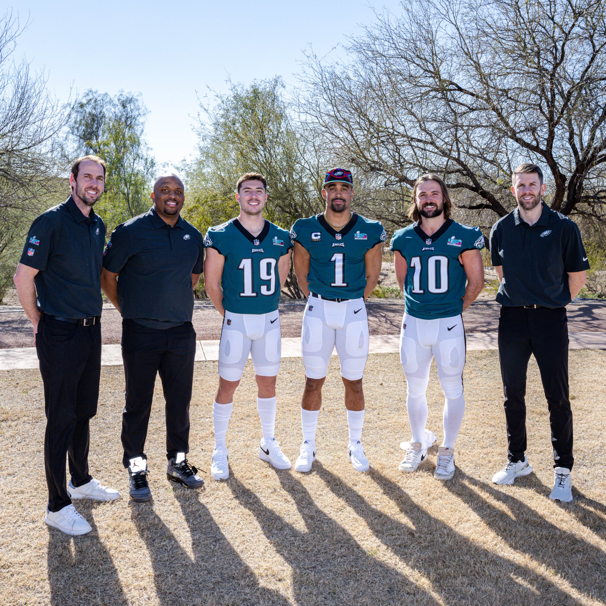 Philadelphia Eagles on Twitter: "Whole squad ready #SBLVII | #FlyEaglesFly https://t.co ...