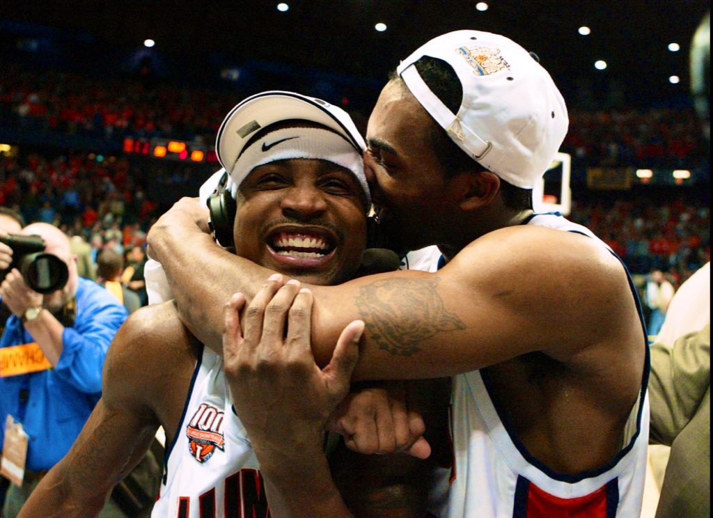 Coach Dee Brown on Twitter: "Winning in our city for a trip to the Final 4- those vibes! Lu Head ...