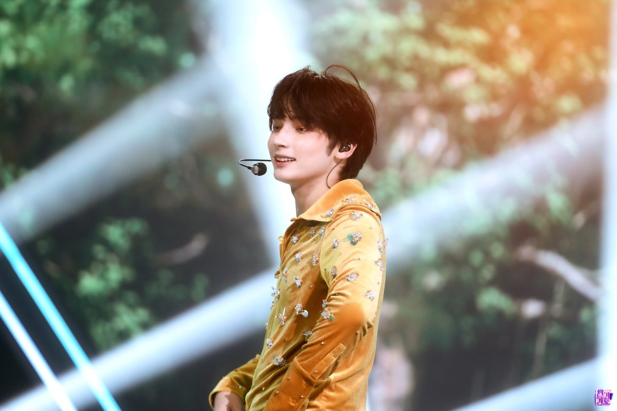 ari :( on Twitter: "FUCK"