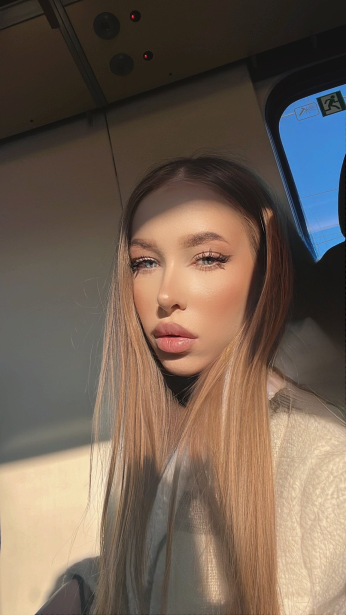 TW Pornstars - Nata Gold. Twitter. Catching sunshine on my face ☺️. 10: ...