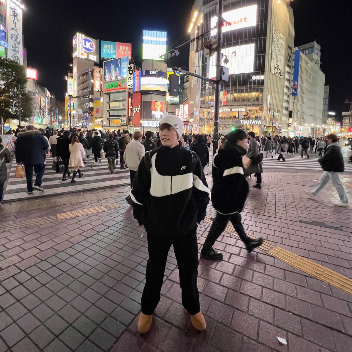 Belle.pos on Twitter: "RT @ccopterofficial: IG : ccopter Shibuyaa honey toast ~ #CTRPANUWAT # ...