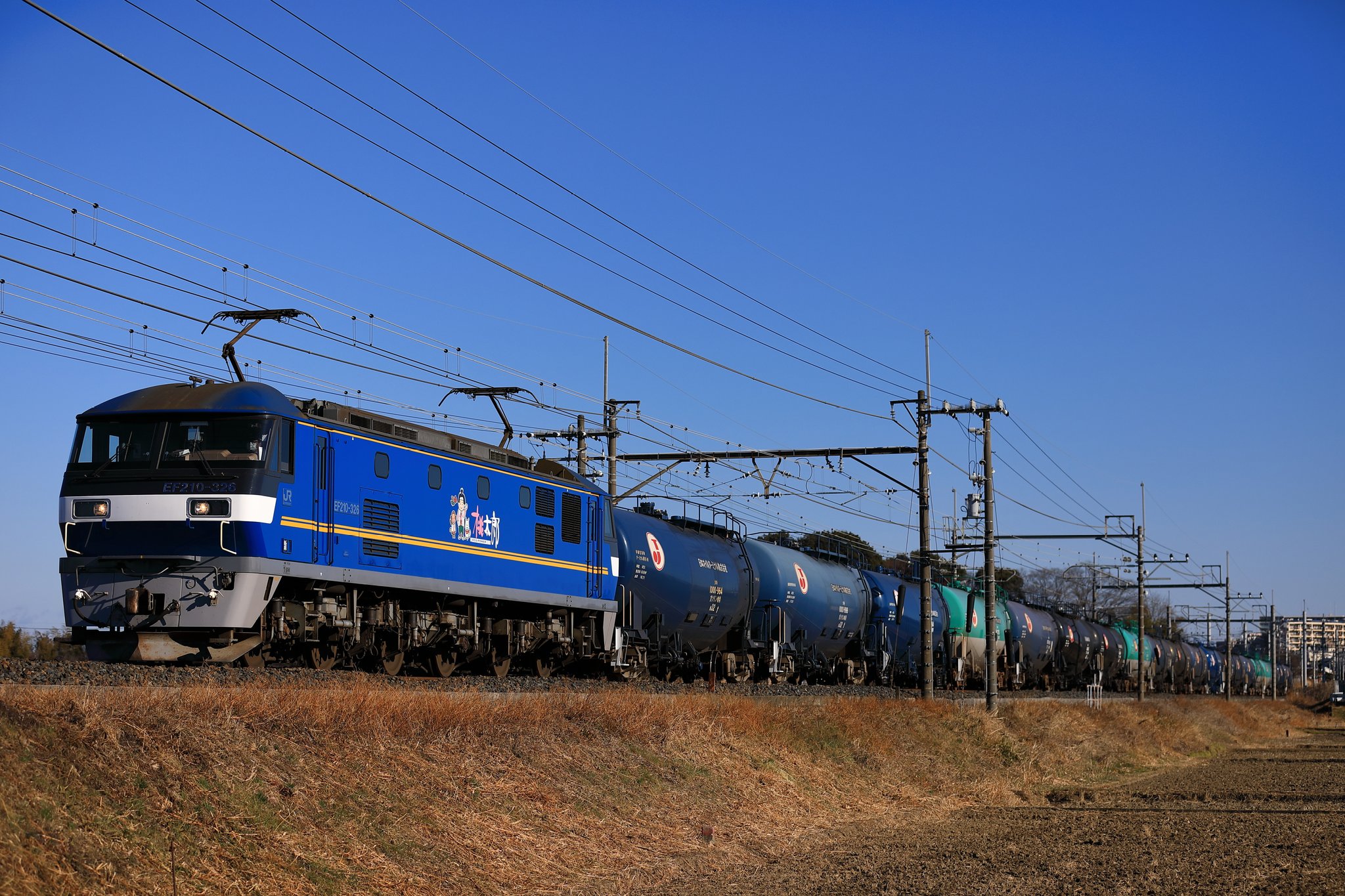 ひなてつ on Twitter: "2023/02/09 5582レ EF210-326+タキ 5582レで押し桃は初撮影 8179レのついでに確保しました！ https://t.co ...