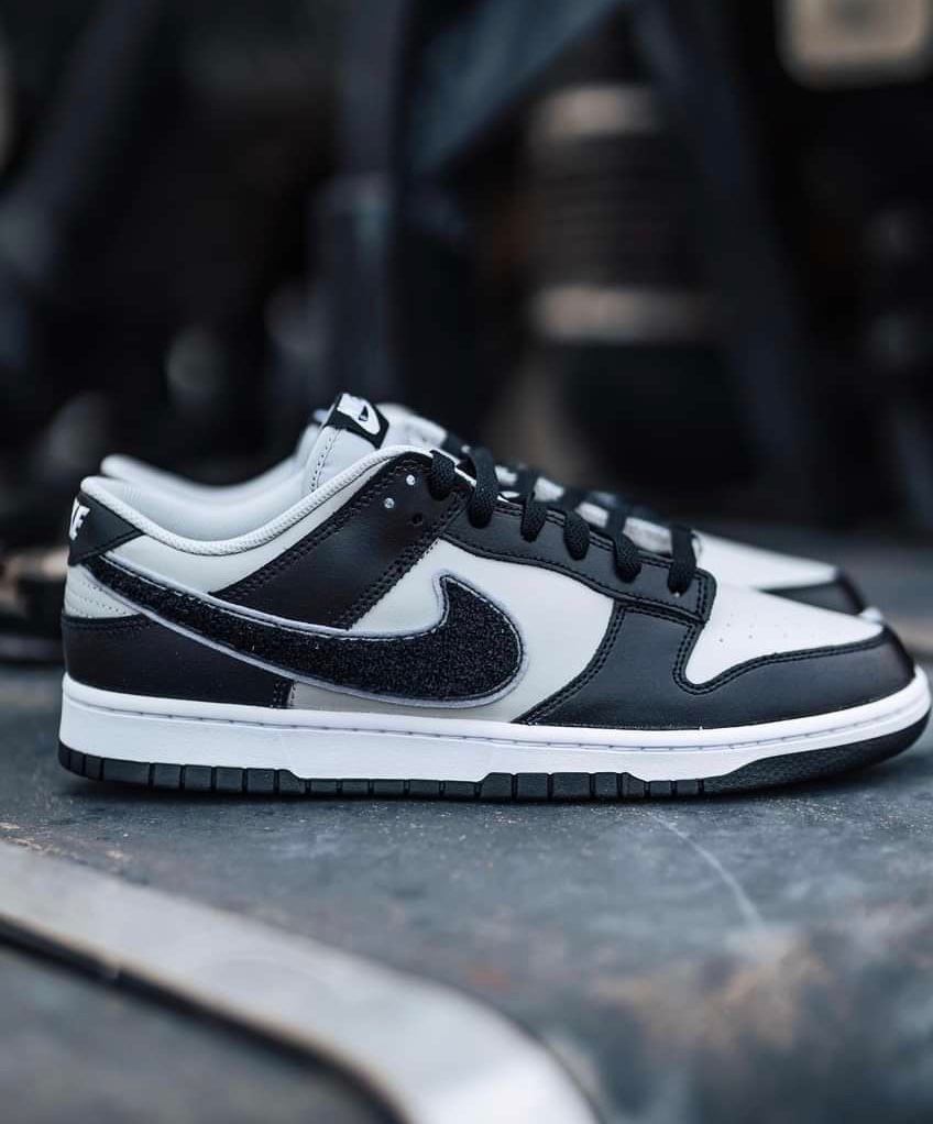 SNKR_TWITR on Twitter: "AD: LIVE in 10mins via SnipesUSA WMNS Nike Dunk Low 'Teddy Bear ...