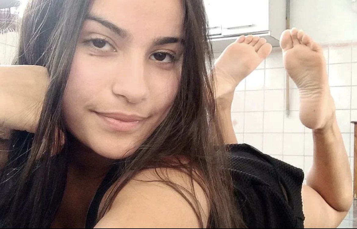Bare Foot On Twitter