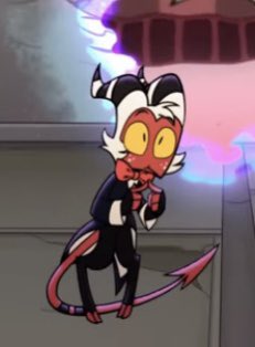 daily moxxie on Twitter: "moxxie chain!!!!"