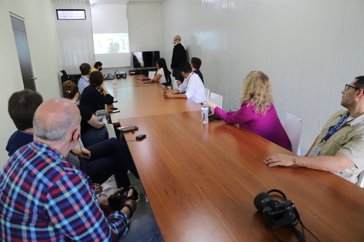 MP de Guatemala on Twitter: "y de Louise Schellenberg, Martin Lewerentz y Dietmar Roller, con el ...