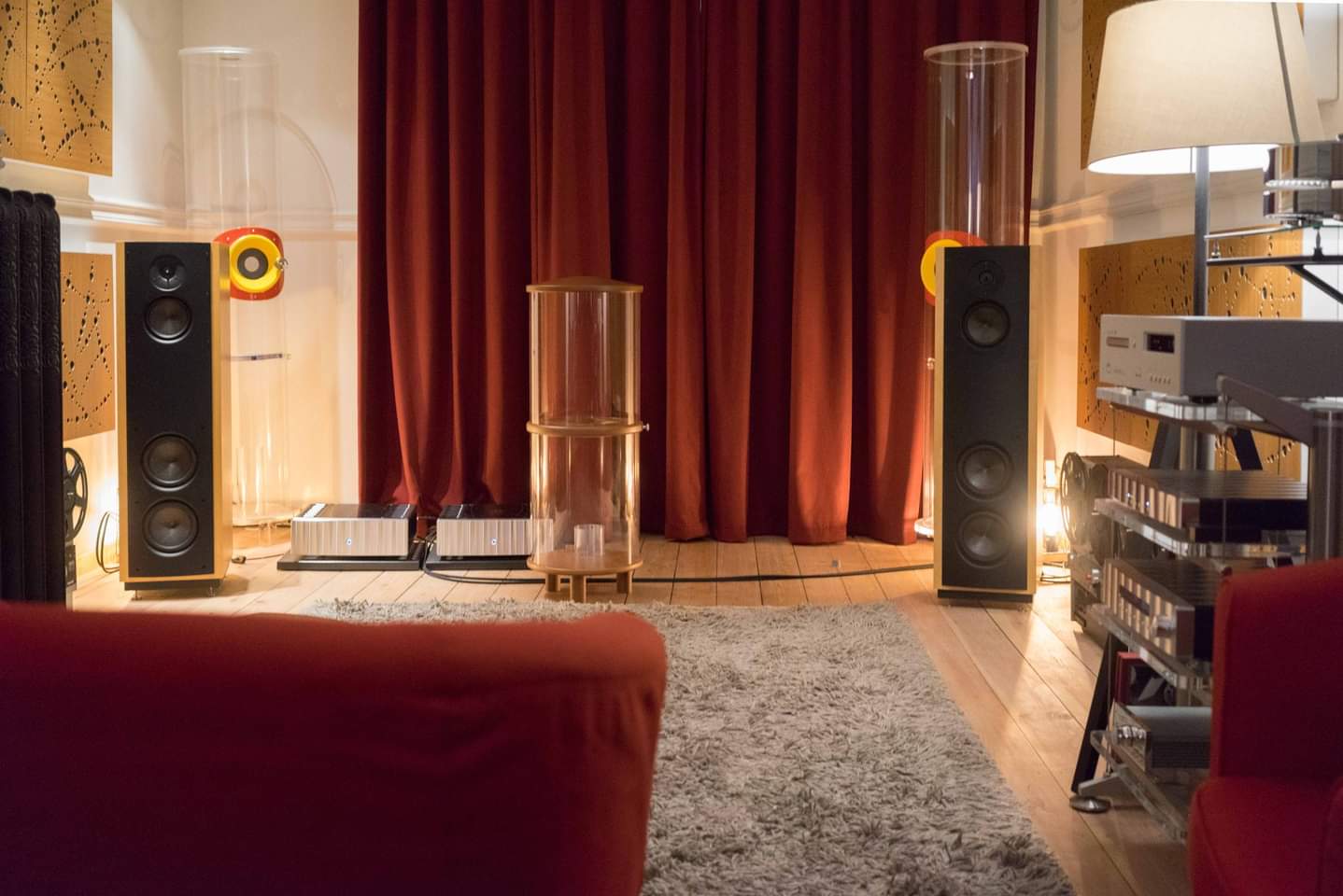 avcat on Twitter: "Magicoグループから ユーザーさん？の投稿 Magico V3 Luxman CD player Jeff Rowland Aeris Dac ...