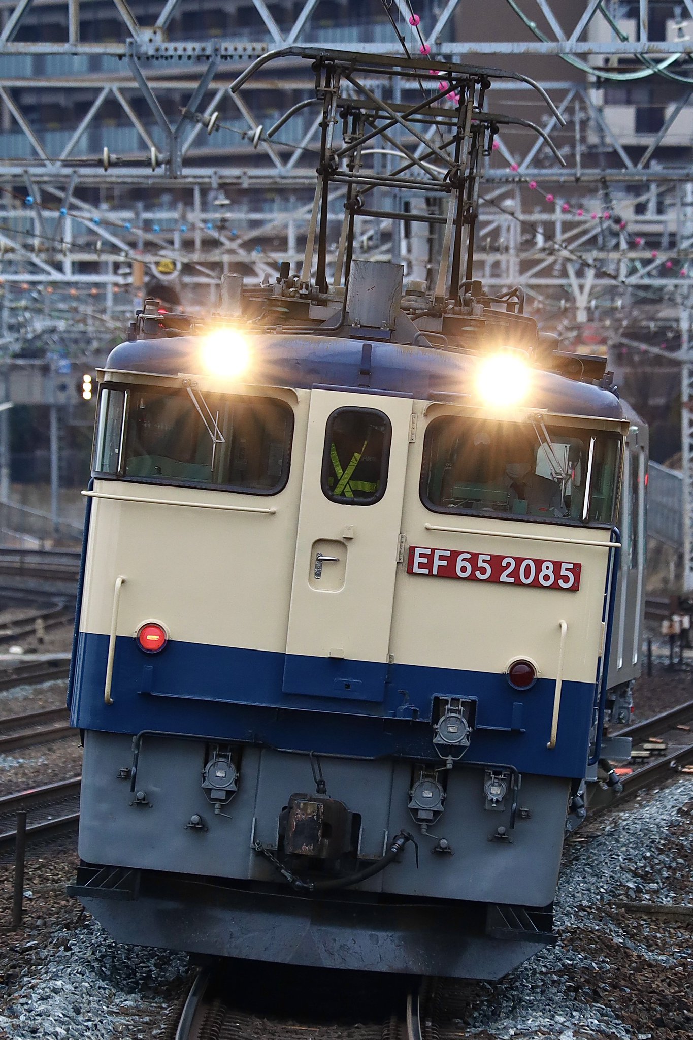 密 鐵 on Twitter: "2023.2.10 川崎車輛出場甲種輸送 9866レ EF65 2085+グリーンライン10000形2B https://t.co/lRyfF40TaC ...