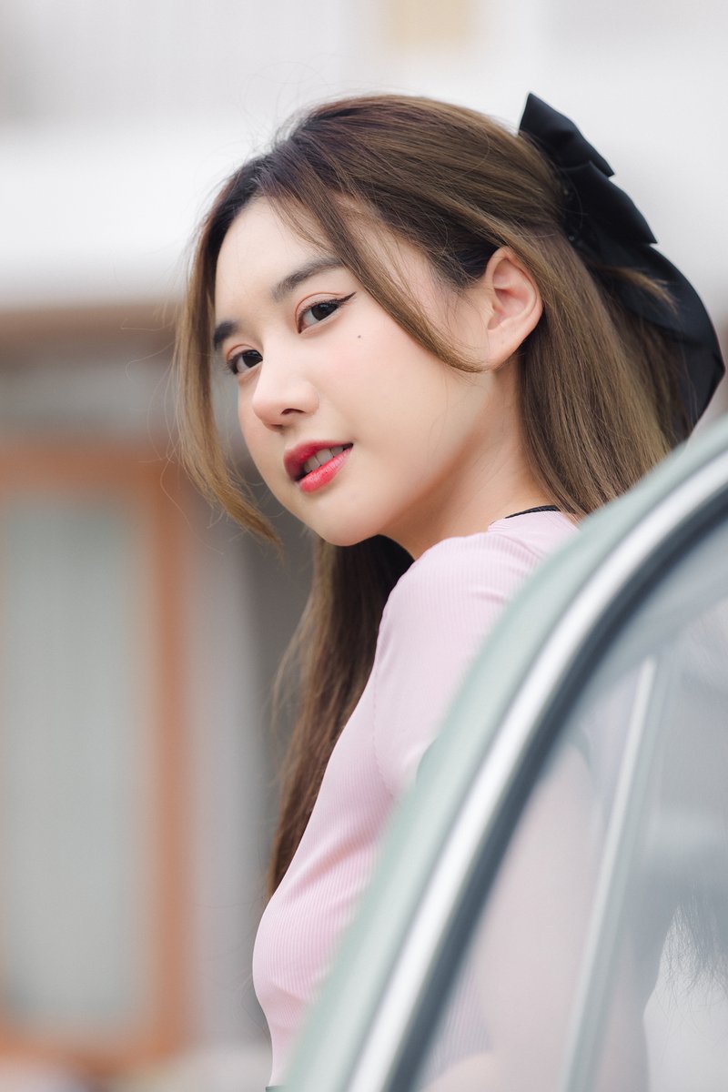 Ton BaByApp on Twitter: "Her : Folk 📷 EOS R5 + Zeiss 135mm f/2 #CANON #EOSR5 #Portrait # ...