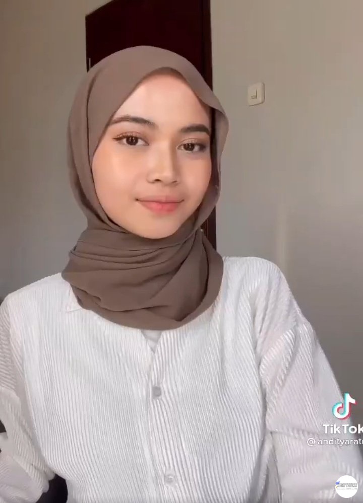 BURUANN CEK PINNED!!— SBMPTNFESS on Twitter: "🧑‍🎓 Sender gapyear, untuk foto utbk boleh pakai ...