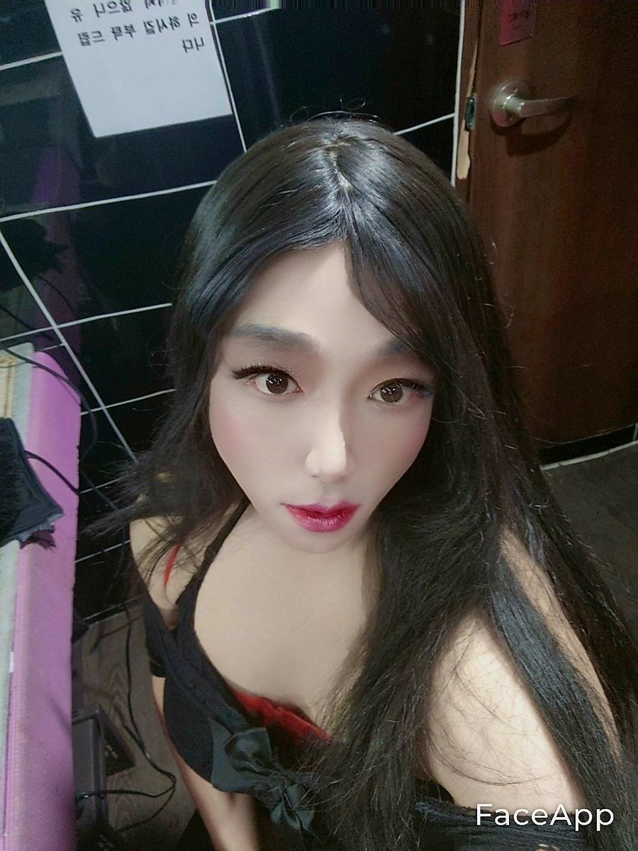 🦋 𝖀-𝔍𝖎𝖓 🦋💕 @cdeunyoung