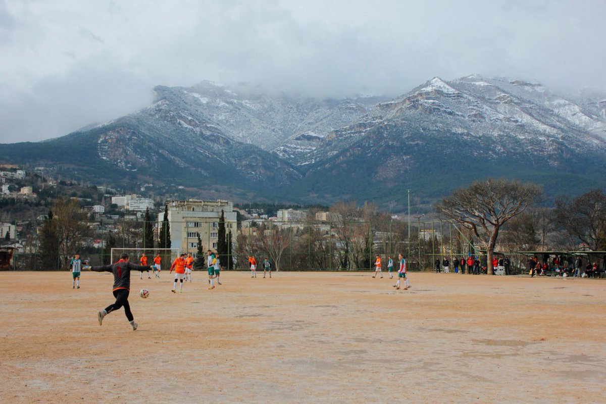 Metaratings on Twitter: "Шикарные виды во время матча чемпионата Ялты 😍 @metaratings"