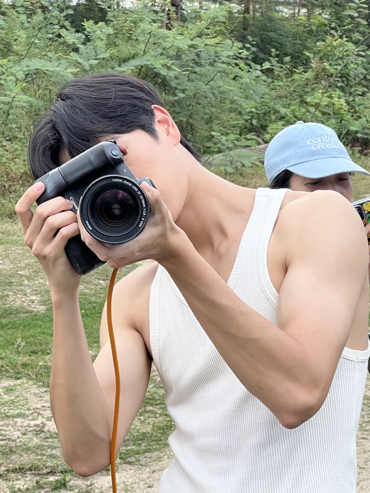 ppnaravit on Twitter: "ช่วยด้วยมีคนแอบถ่ายรูป https://t.co/fhun6qSVVI" / Twitter