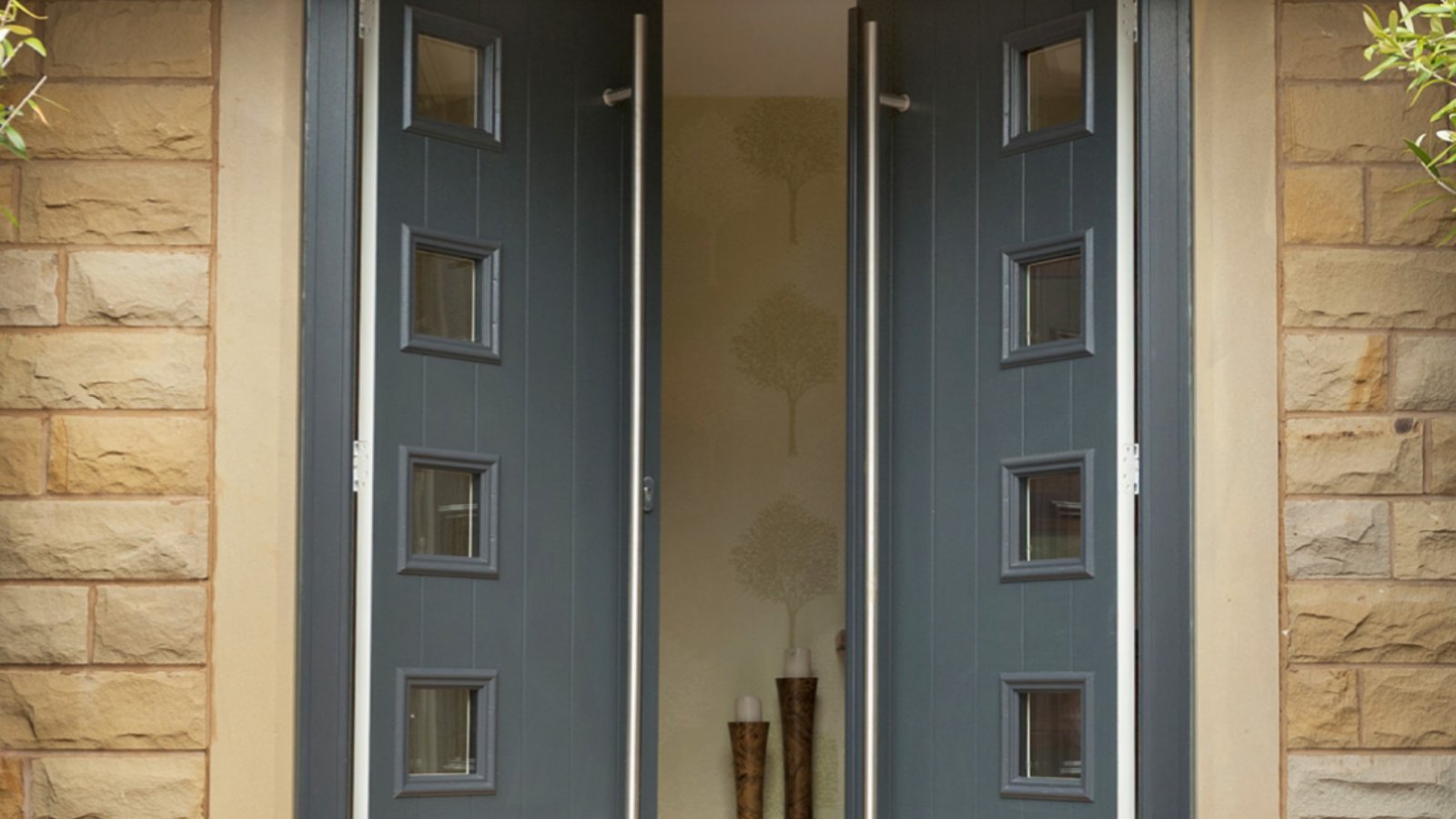 Solidor on Twitter: "Is your customer looking to modernise their home? 🚪 Consider the Milano ...