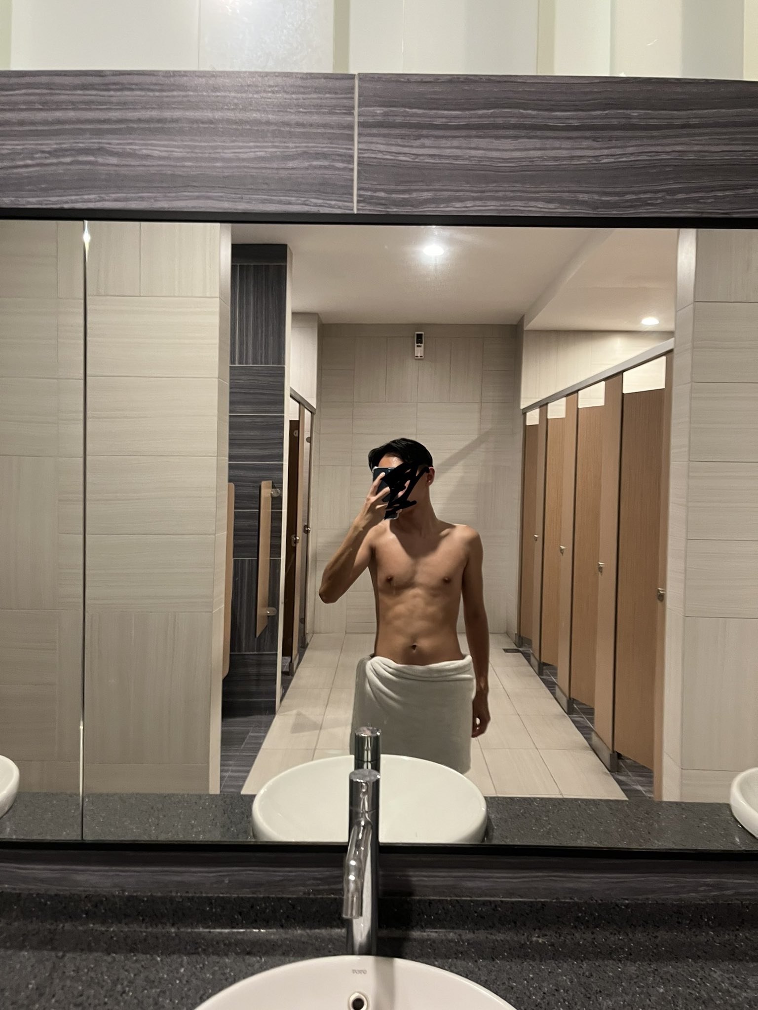 Astro on Twitter: "Can’t wait for my trip to be over so I can get some action 🥲🫠 Holding 3days ...