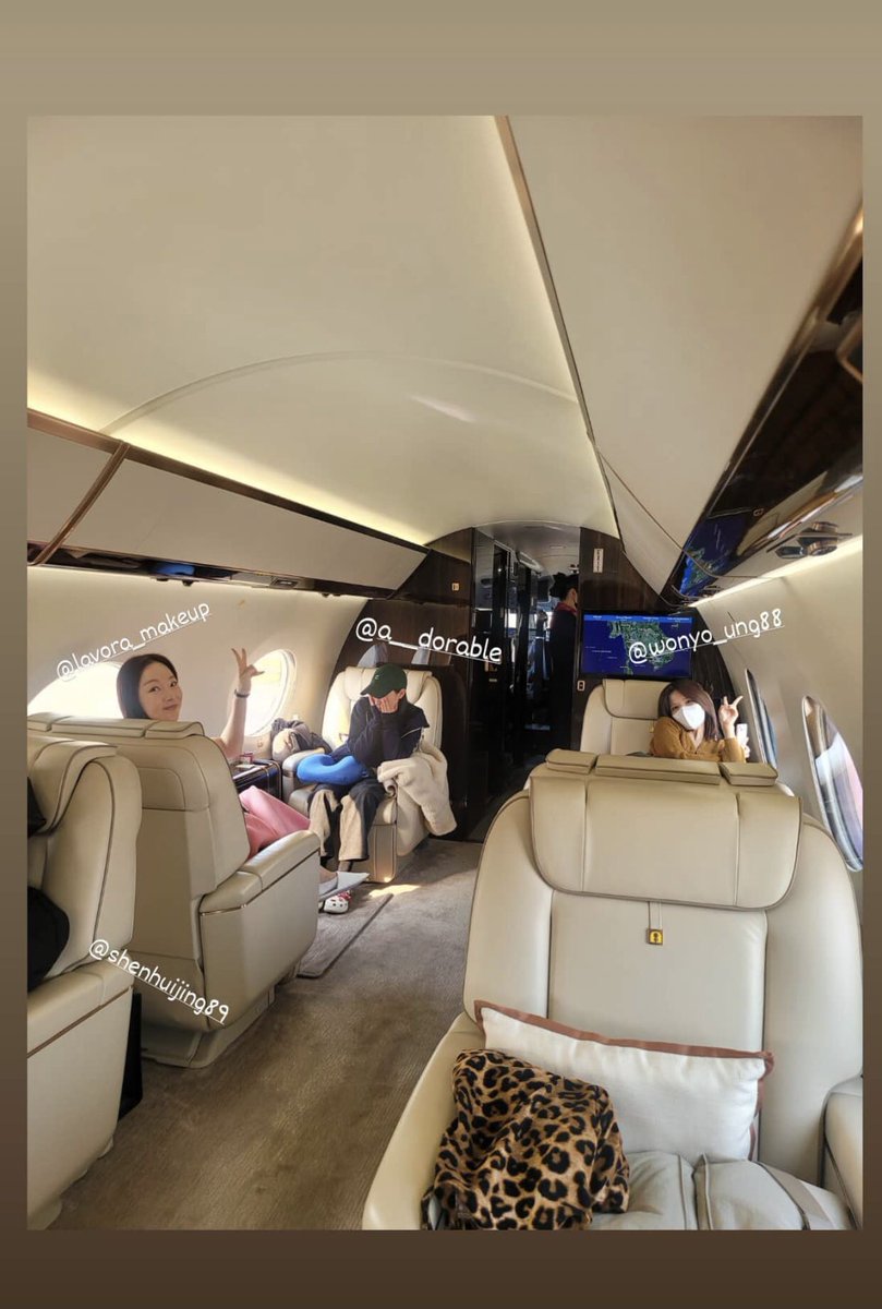 hoho: military wife🙇🏽‍♀️ on Twitter: "RT @woochariseyg: So did he fly back to Korea on that day ...