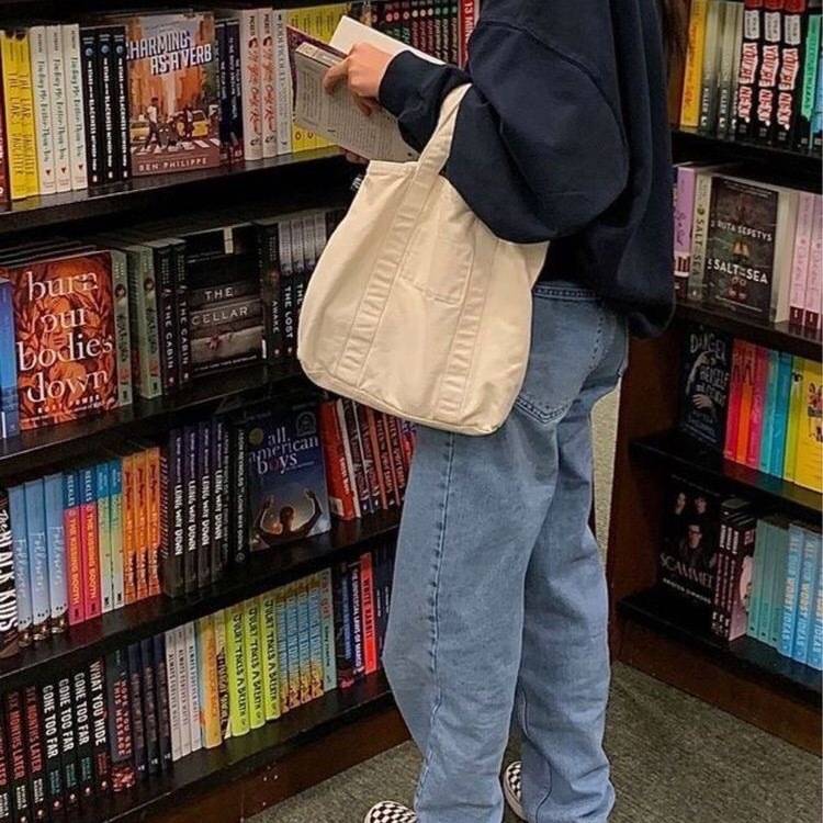 인스티즈(instiz) on Twitter: "외출할 때 마다 350만원 받기 vs 칩거할 때 마다 250만원 받기 (링크에 더있어요👉) https://instiz.net ...