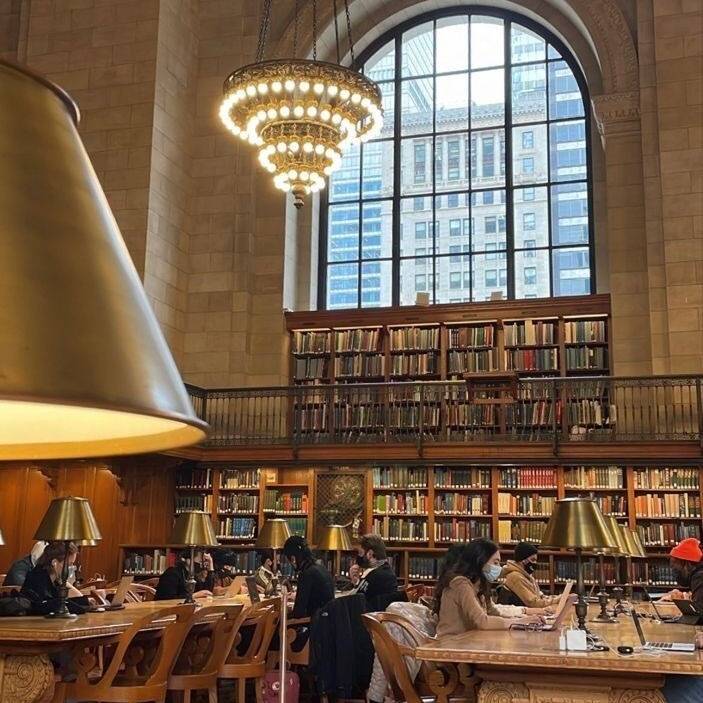 인스티즈(instiz) on Twitter: "외출할 때 마다 350만원 받기 vs 칩거할 때 마다 250만원 받기 (링크에 더있어요👉) https://instiz.net ...