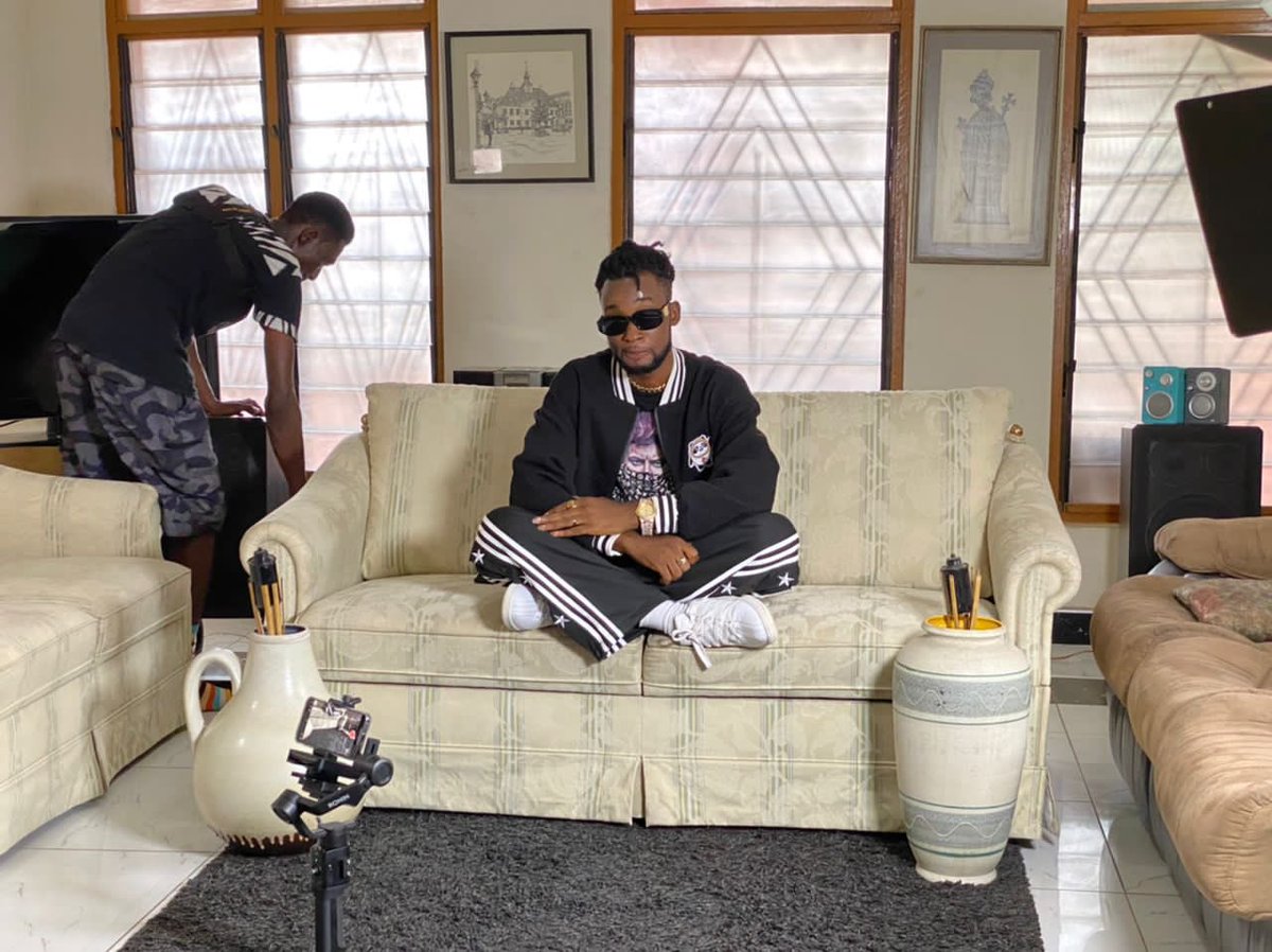 Mr. Ex President on Twitter: "RT @tafokwesiarthur: This song bi fireee🔥🤌I tell you #Cum2Papa"