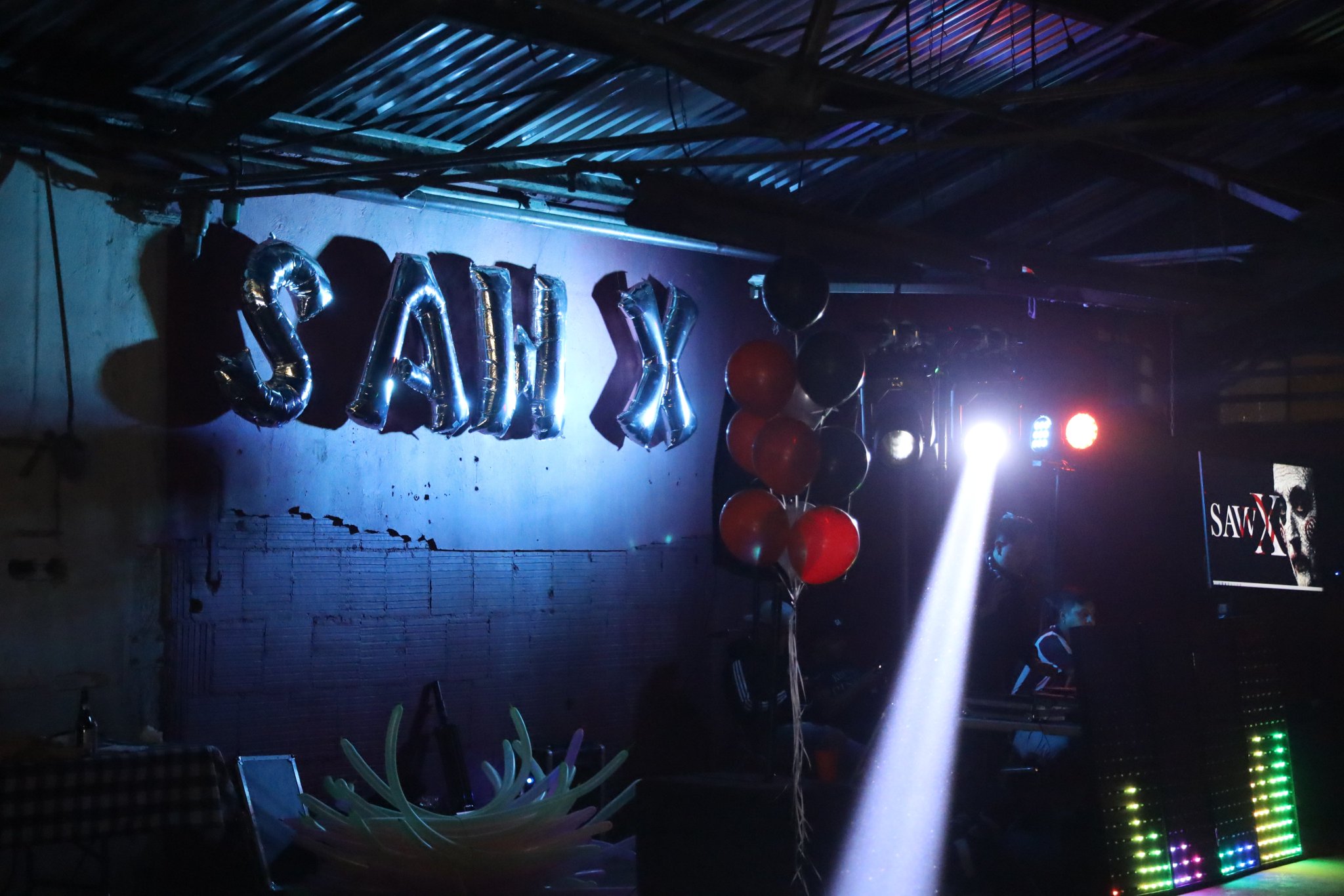 SAW X🍥 on Twitter: "It's a wrap! #SawX filming officially completed last night and the shoot is ...