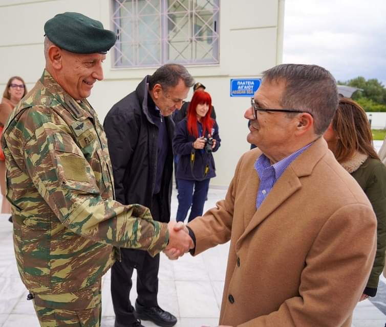 Manolis Giannarakis 🌐 on Twitter: "RT @ManGiannarakis: 🇬🇷🤝🇺🇸"