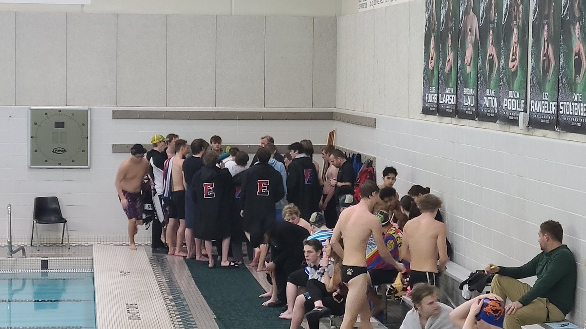 Elkhorn Swim & Dive Team on Twitter: "Boys turn!! Swim fast! @EHS_Activity @elkhornswimming ...