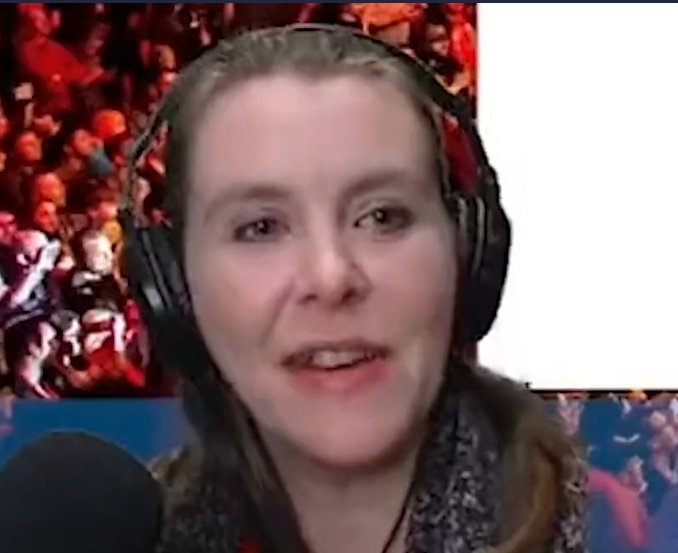 Esoteric Shaggyism On Twitter Do You Think She Can Suck Through The Hole In Her Teeth Asking