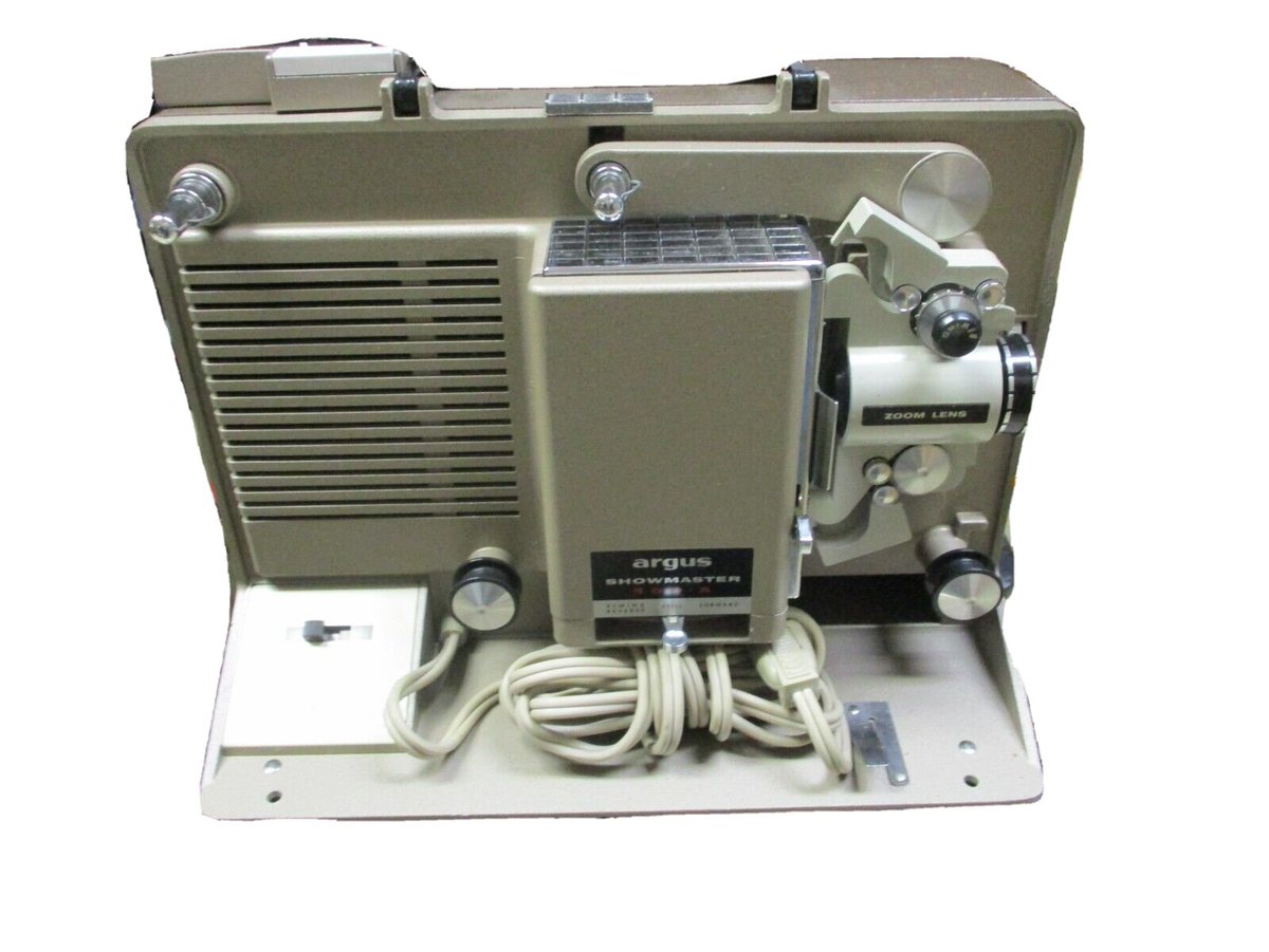Ed's Variety Store on Twitter: "8mm Movie Argus PROJECTOR Works 500AZ https://ebay.com/itm/8mm ...