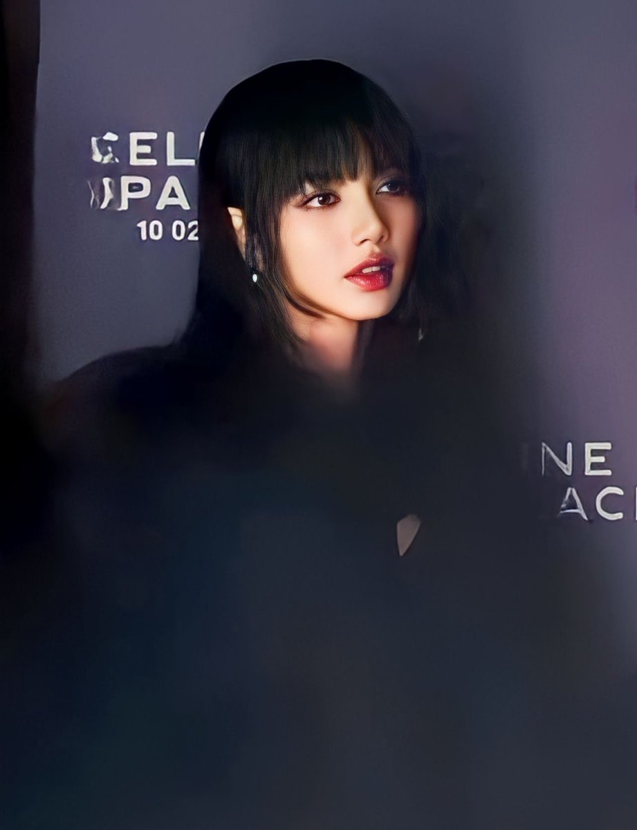 π Manobans Walk On Twitter The Hottest And One Of The Most Influential Fashion Icon Lalisa