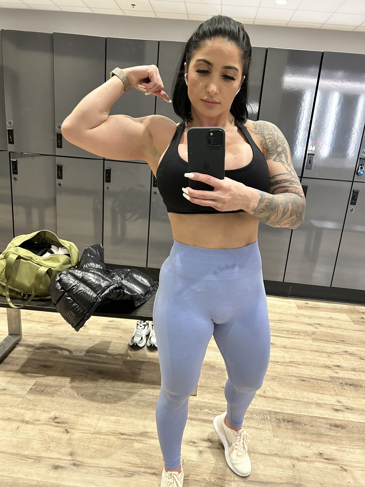 TW Pornstars - 2 pic. Cherry Devivre. Twitter. Happy Friday everyone 💜🖤💪. 12:37 AM - 11 Feb 2023