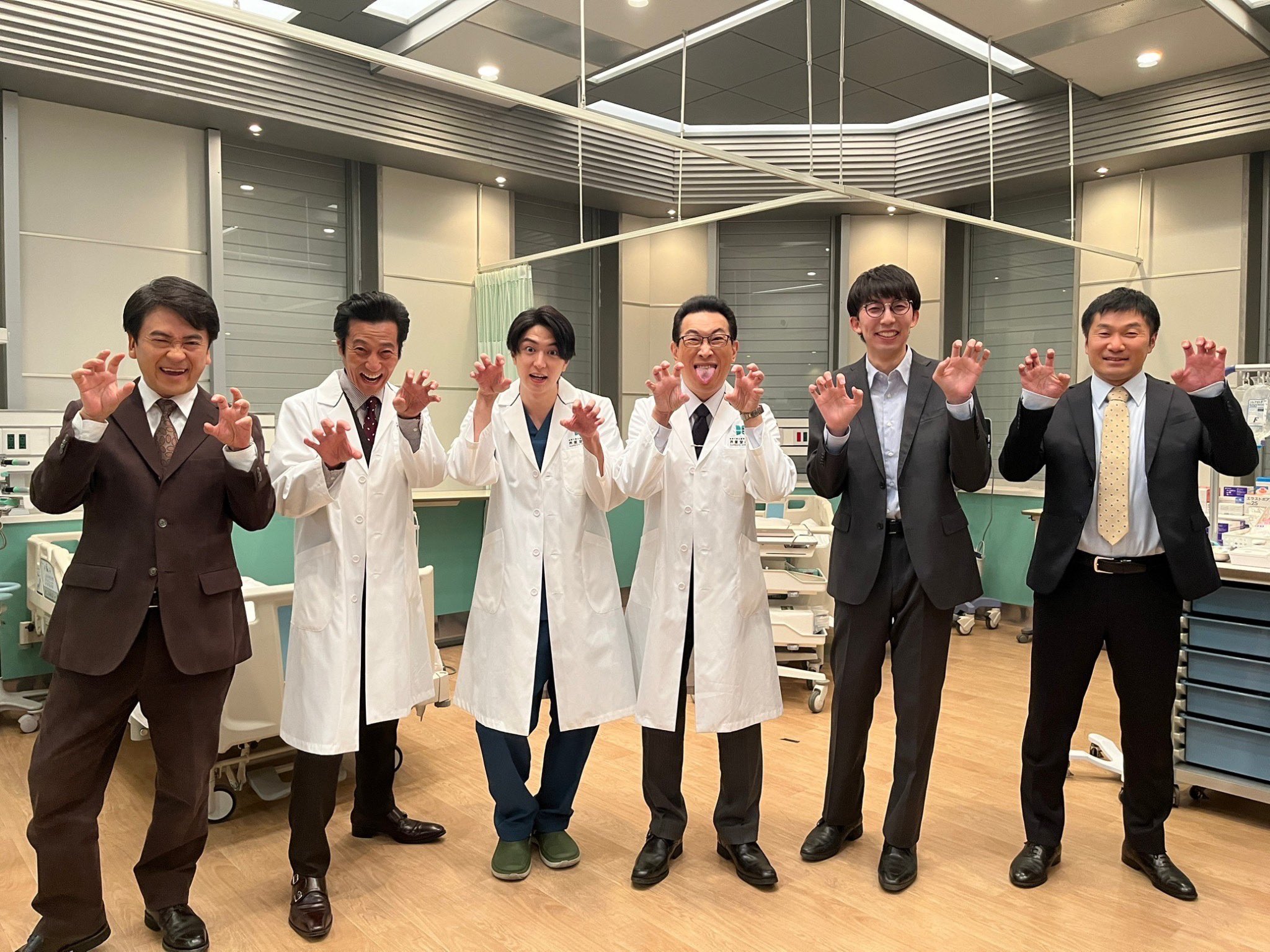 大病院占拠【公式】第5話は今夜10時放送 On Twitter 👹 今夜10時放送【第5話「大救出」】 人質男性チームも 沖縄出身の比嘉