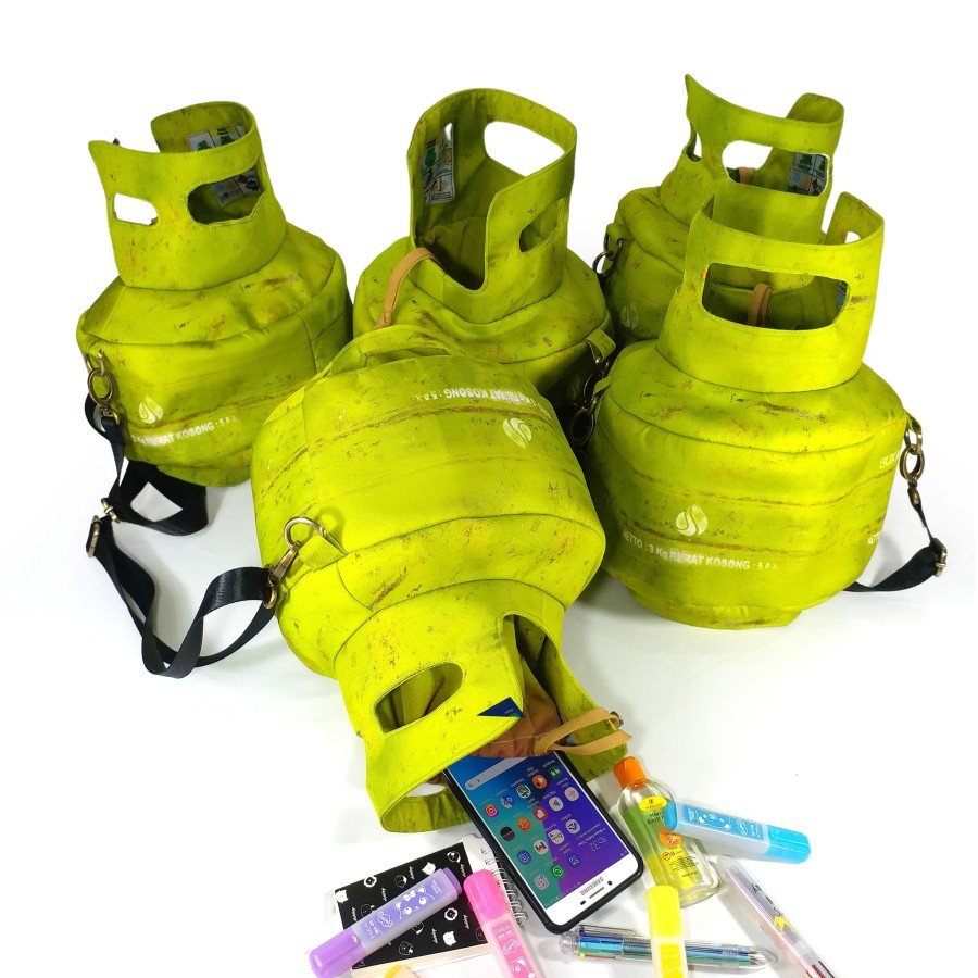 TAS-TAS UNIK CEK PINNED 📌 on Twitter: "@jellypastaa gajah emang selucu itu🤏🥺 terlalu lucu untuk ...