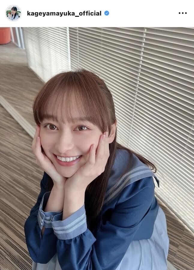 スポーツ報知 芸能情報 on Twitter: "日向坂46・影山優佳、撮影のオフショでキュートなセーラー服姿披露！サッカーボール抱えたショットも https://hochi.news ...