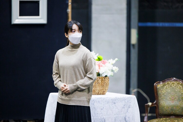 東宝演劇部 on Twitter: "RT @stage_natalie: 井上芳雄自ら「ジェーン・エア」稽古場へ突撃取材、上白石萌音・屋比久知奈らとトーク https://natalie ...