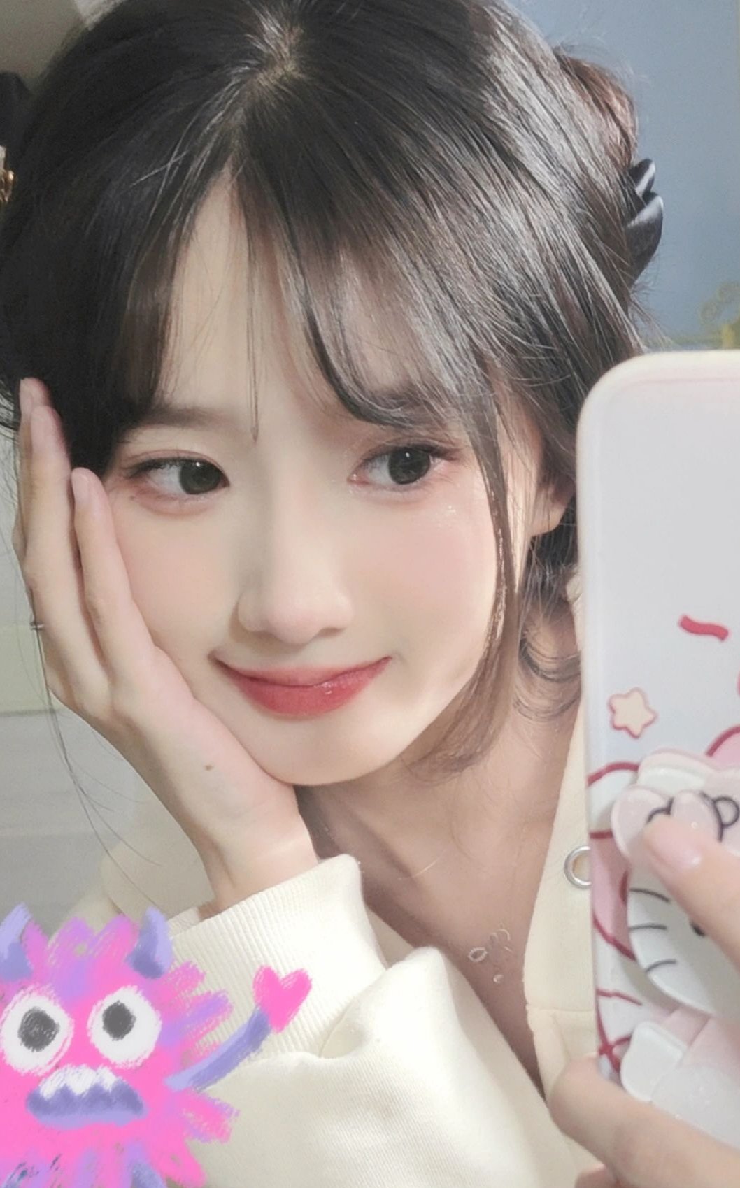 Xiao Zai 旺小仔💯 on Twitter: "Pretty girl. 就我这小脸蛋，怎么还要去打工呢 https://t.co/zVwIOYj6Ge" / Twitter