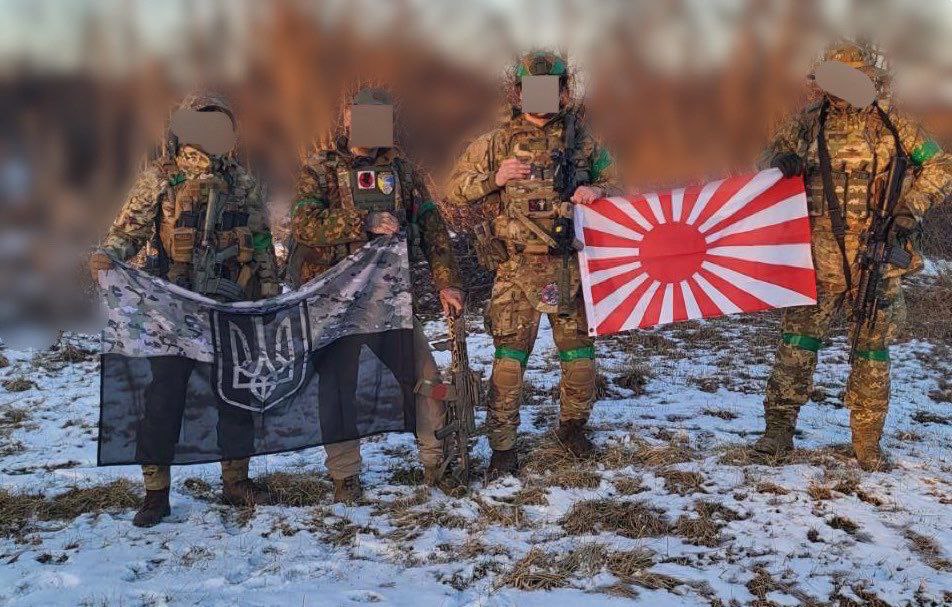 MilitaryLand.net on Twitter: "📷Japanese volunteers fighting alongside Ukrainian troops to repel ...