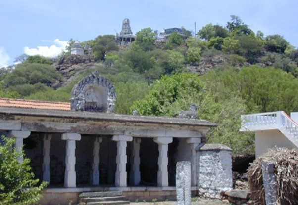 This long thread 🧵provides a partial list of architecturally great ...