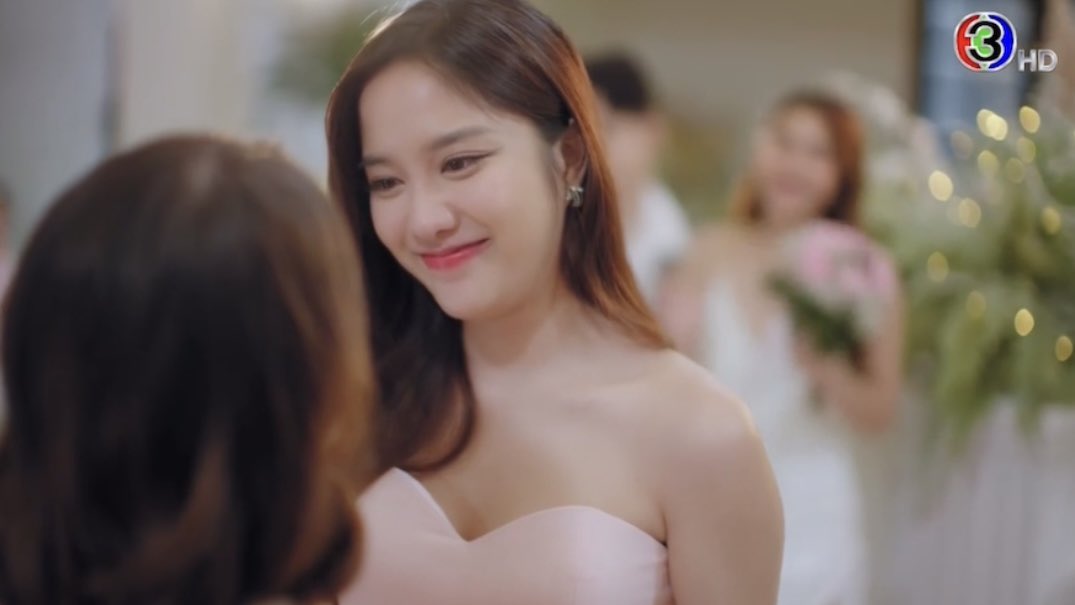 Freen’s baby Beck’s sweetie on Twitter: "RT @schanattt: “จบบริบูรณ์ ...