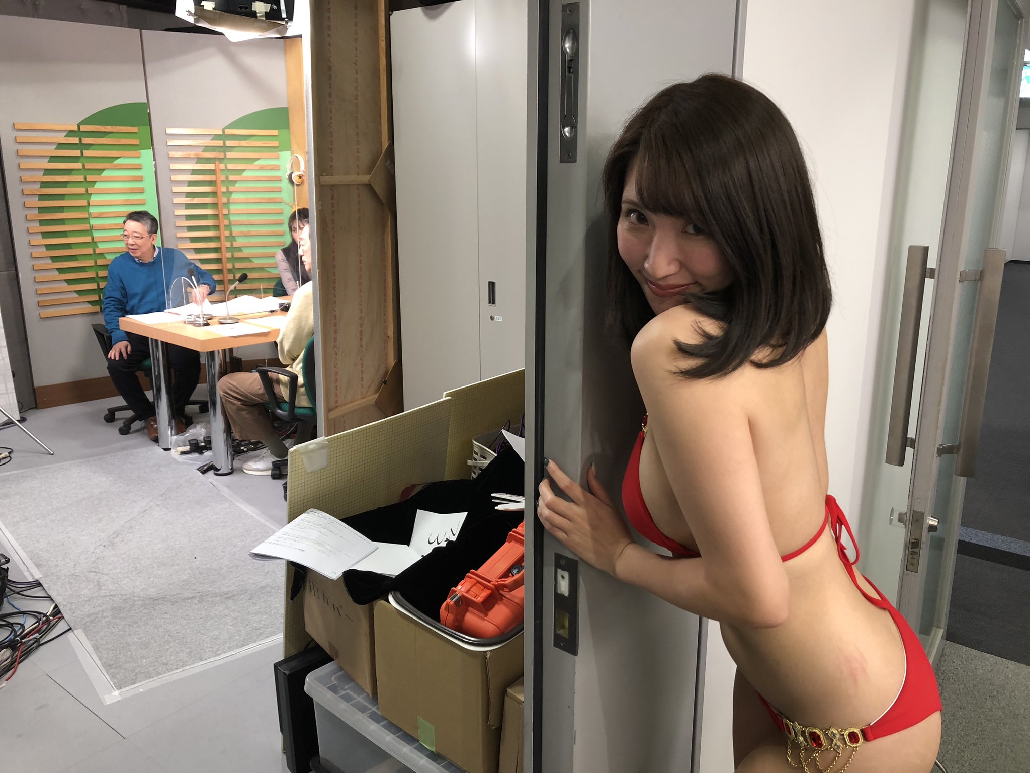 【公式】笑福亭鶴光のオールナイトニッポン.TV@J:COM on Twitter: "@anntv_jcom 23時35分頃から今回のグラドルちゃんが登場するよ〜！観てね⭐️ #椎名あき ...